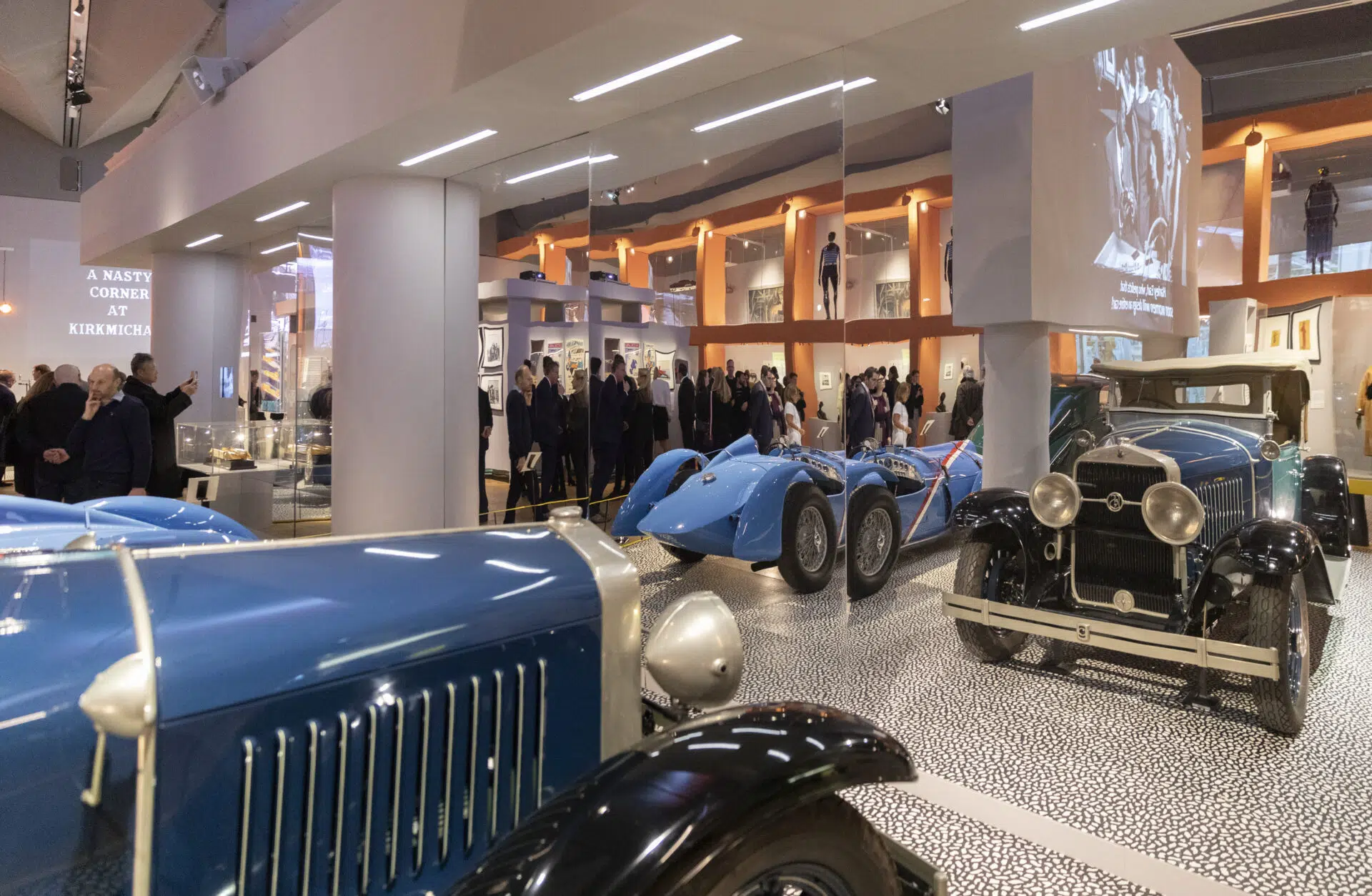 Cars: Accelerating the Modern World – V&A Americas Foundation