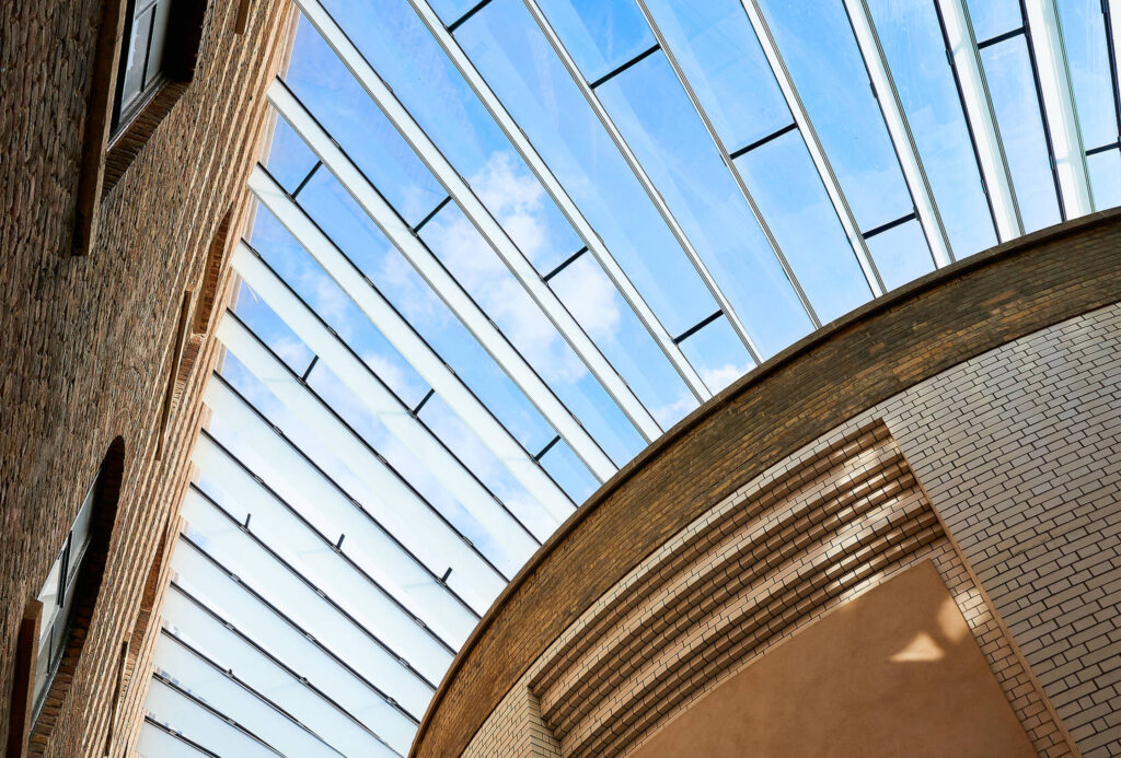 Autofocus: The Car in Photography hosted by Dr Marta Weiss, Senior ...