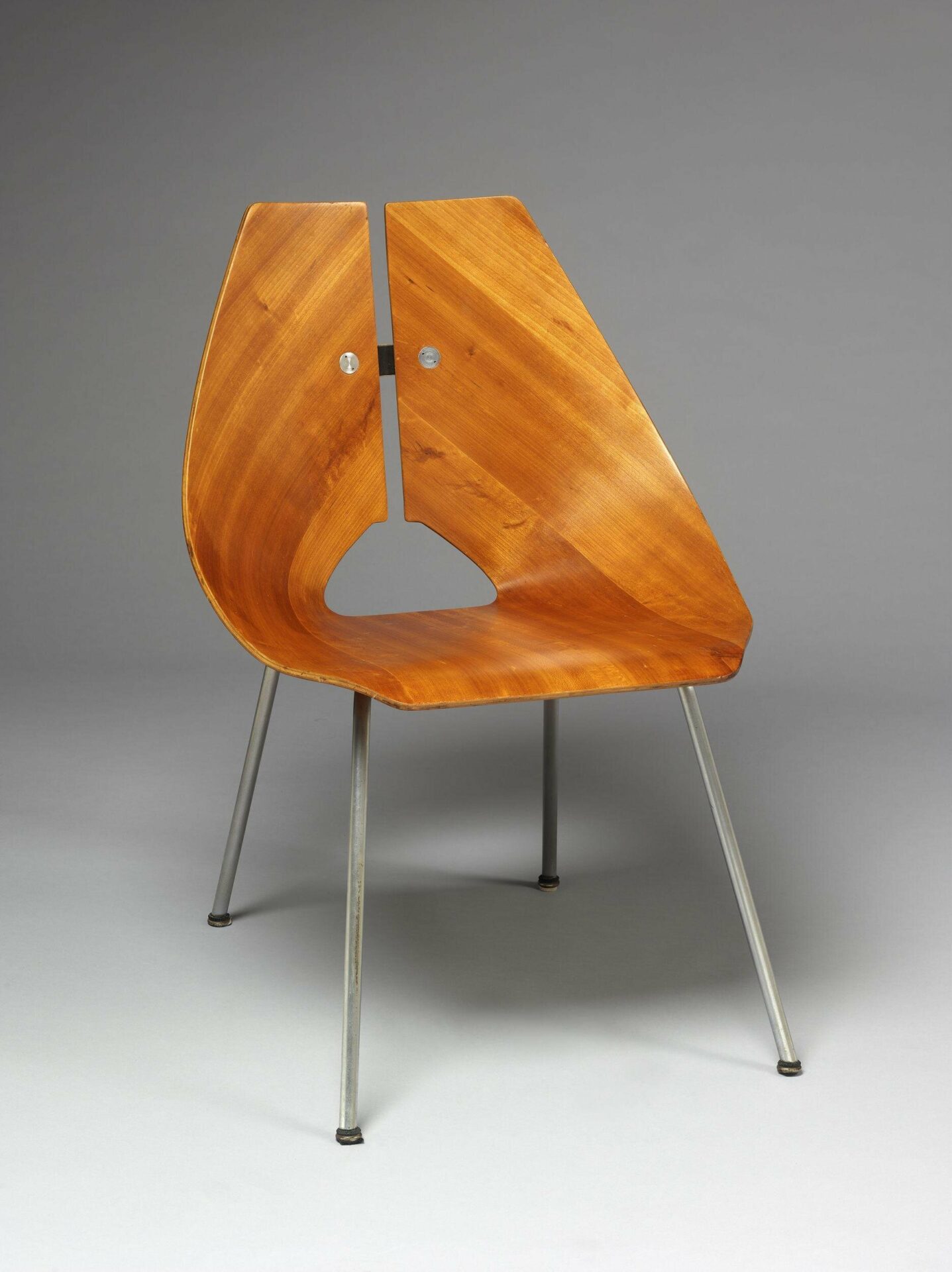 Chair by Ray Komai, c. 1949-50 – V&A Americas Foundation